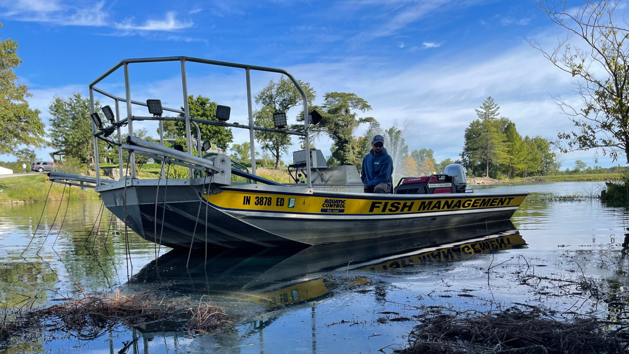 Dyersburg Tennessee Lake and Pond Management - Aquatic Control